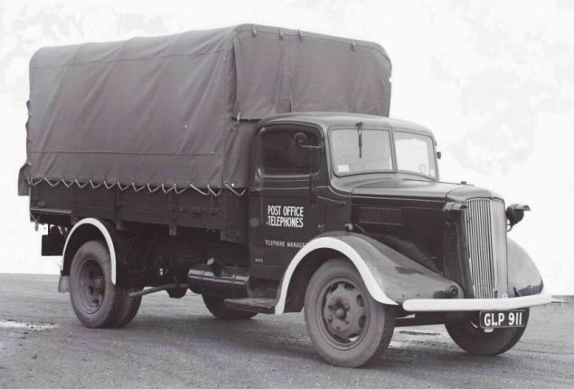 Morris - LC 1 - 30cwt GPO Covered Stores Truck - 1943