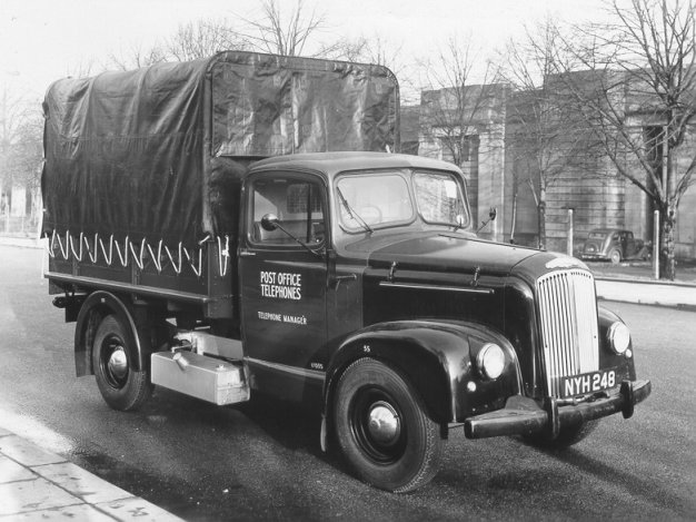 Morris - LC5 - 1 ton GPO Covered Wagon - 1953